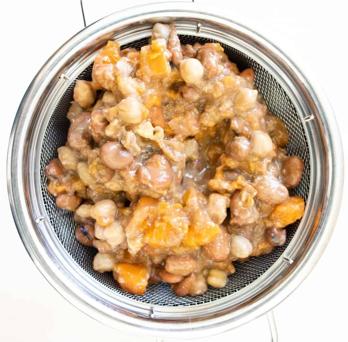 Ful Medames Fava Bean Dip (Pressure Cooker) - The Matbakh