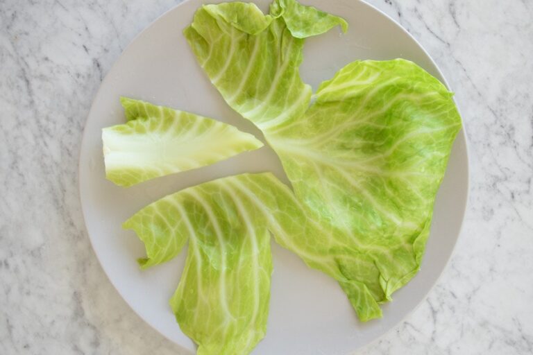 Egyptian Mahshi Crumb (Stuffed Cabbage Rolls) - The Matbakh