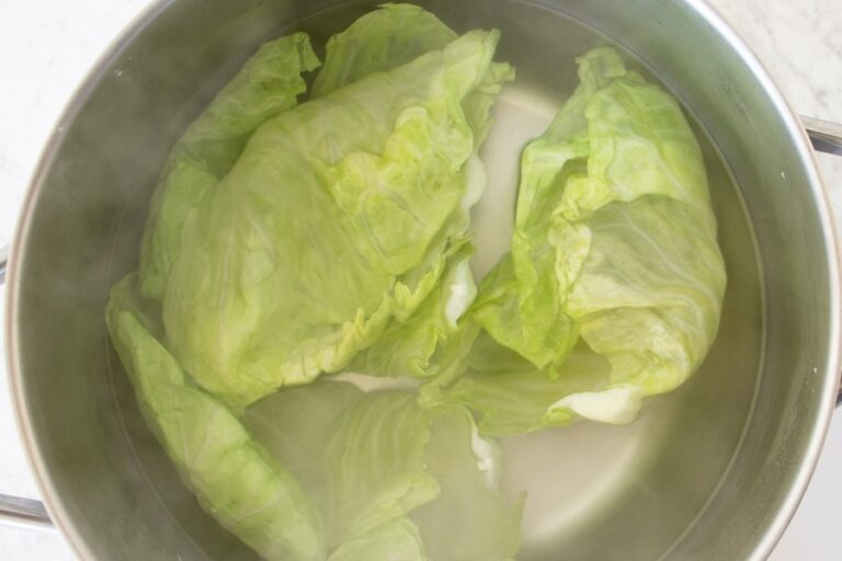 Egyptian Mahshi Crumb (Stuffed Cabbage Rolls) - The Matbakh