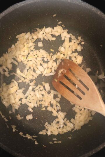 Ouzi Spiced Rice With Minced Lamb and Toasted Nuts - The Matbakh