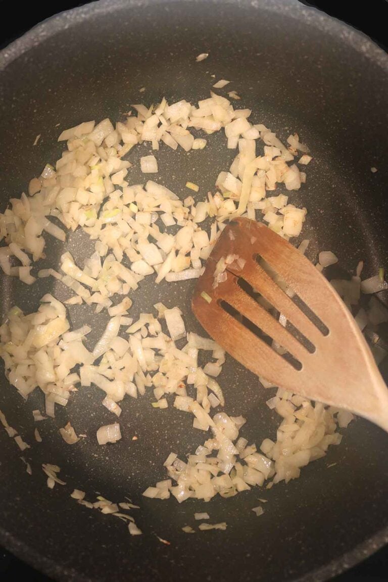 Ouzi Spiced Rice With Minced Lamb and Toasted Nuts - The Matbakh