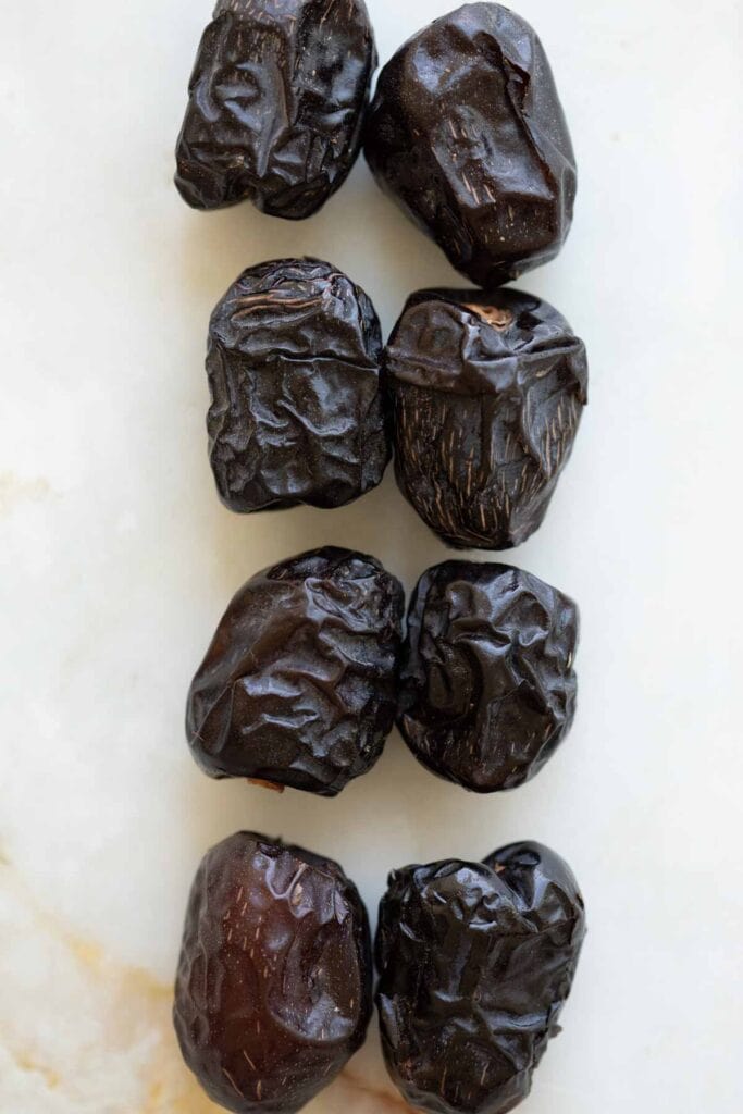 Ajwa Dates - The Matbakh