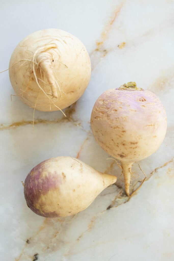 Pink Pickled Turnips - The Matbakh