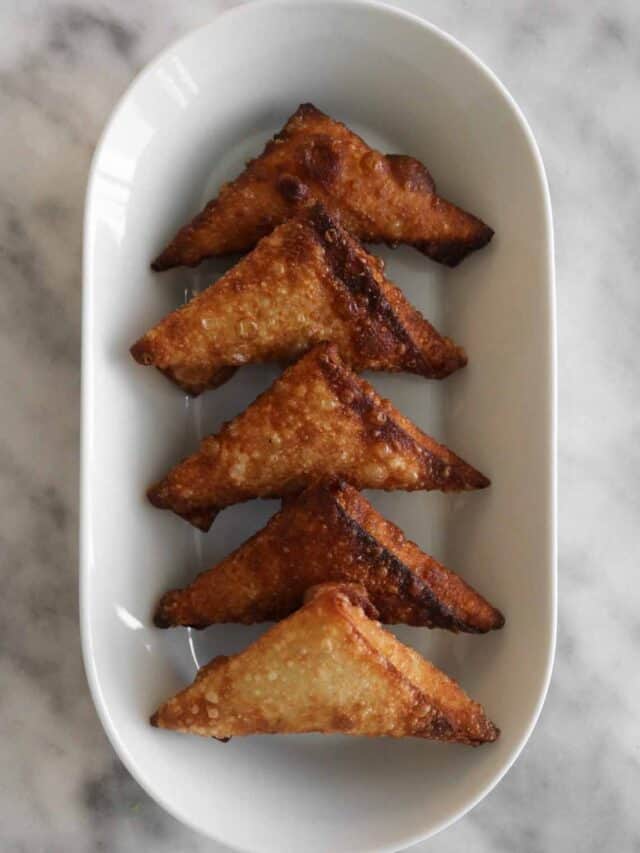 Fried Cheese Samosas - The Matbakh