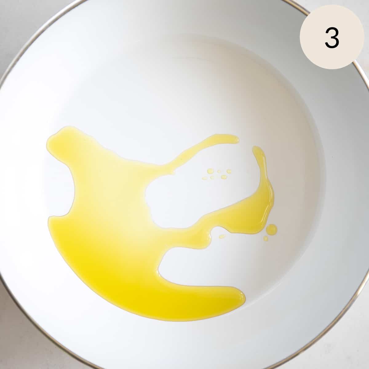 Baked Chicken Thighs and Turmeric Basmati Rice - The Matbakh