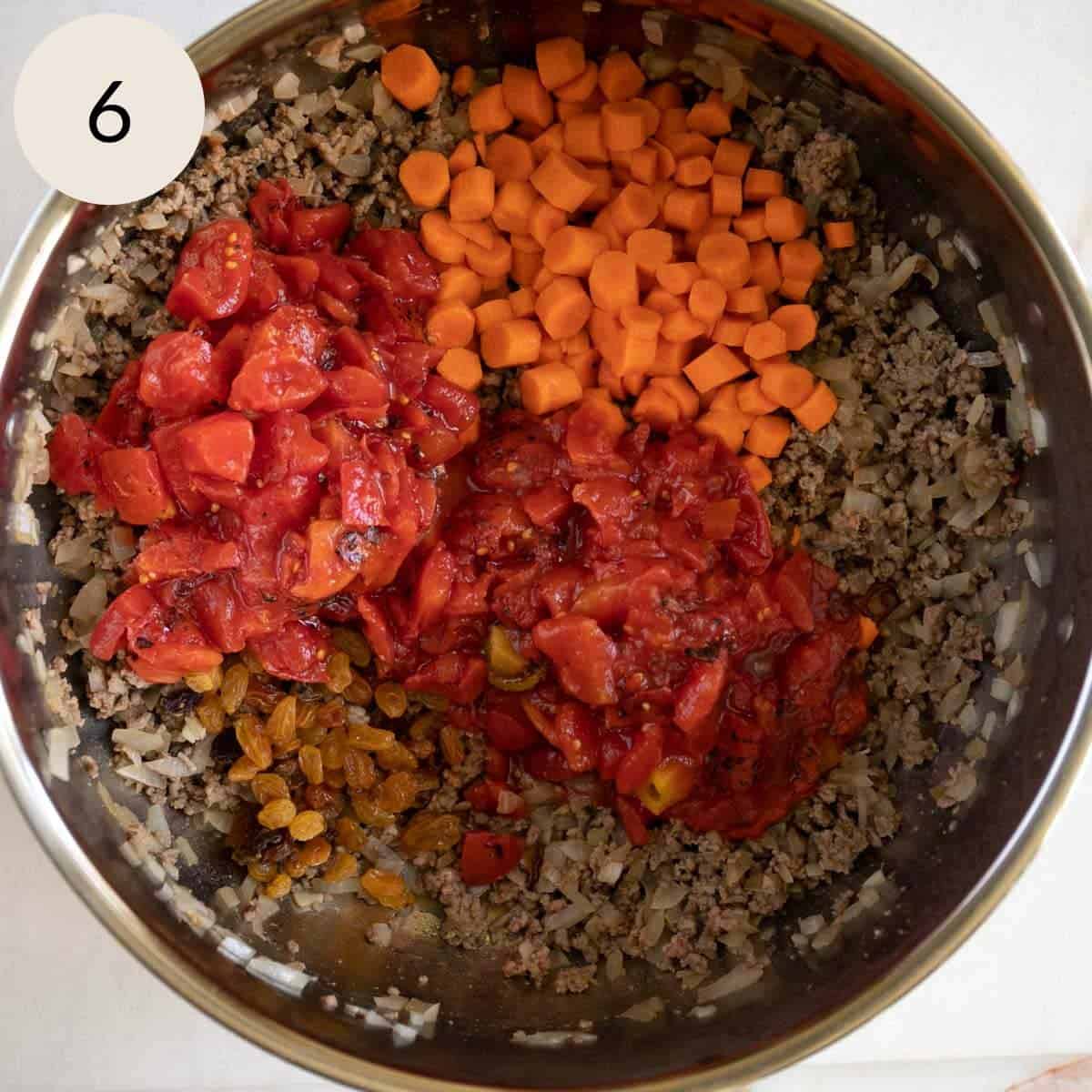 Harissa Lamb Chili With Couscous - The Matbakh