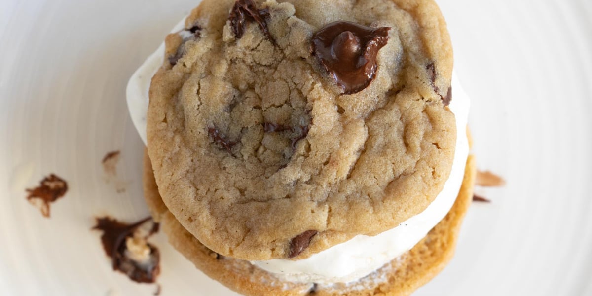 Chipwich Cookie Ice Cream Sandwich - The Matbakh