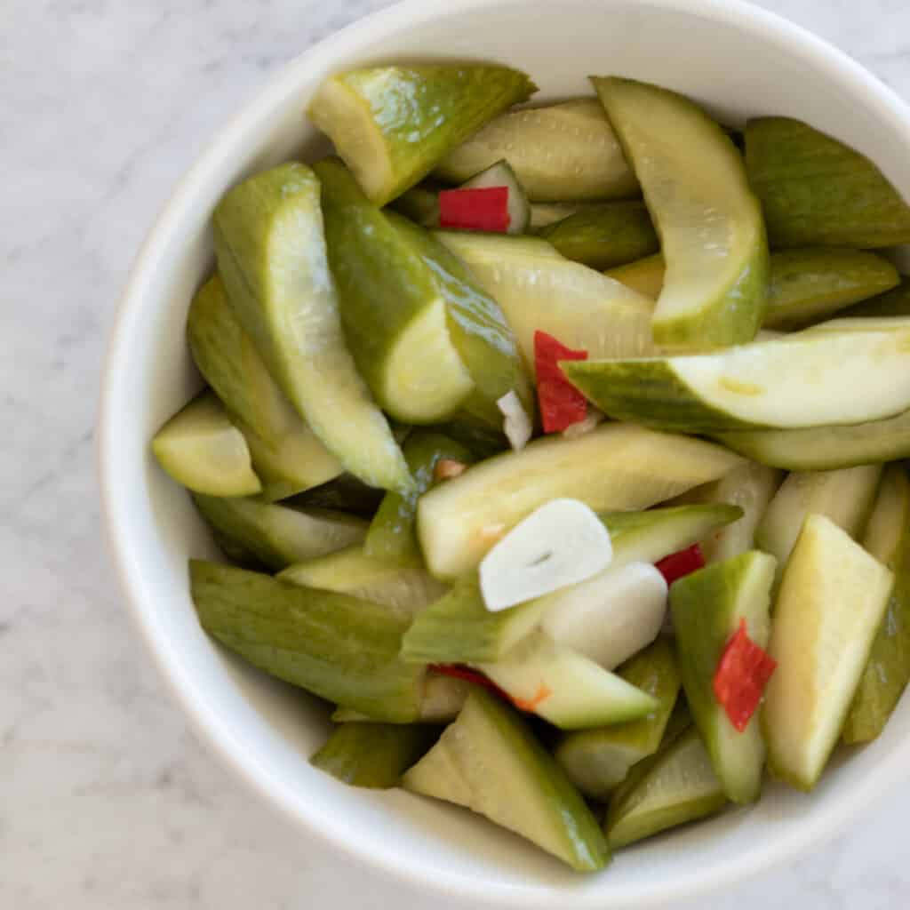 Spicy Egyptian Cucumber Pickles - The Matbakh