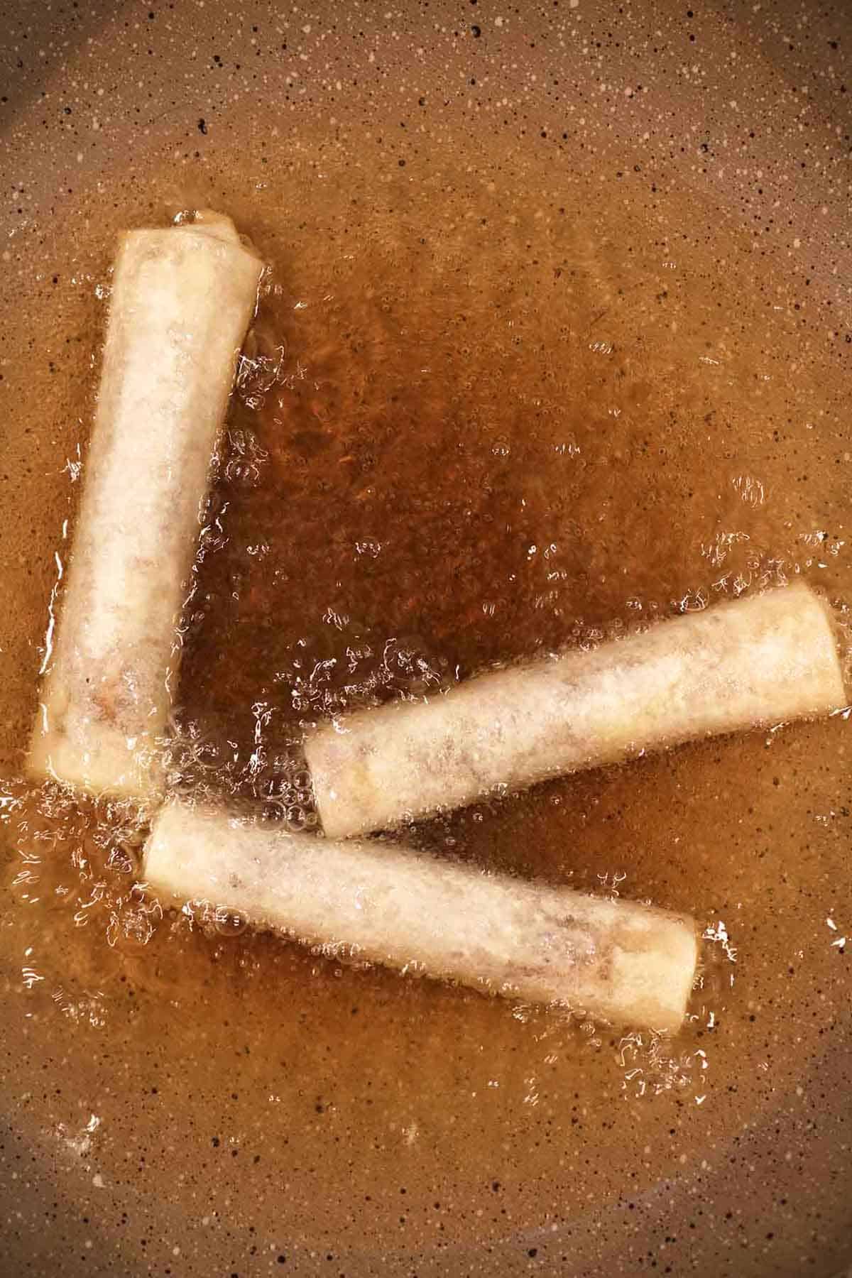 Fried Cheese and Za'atar Spring Rolls - The Matbakh