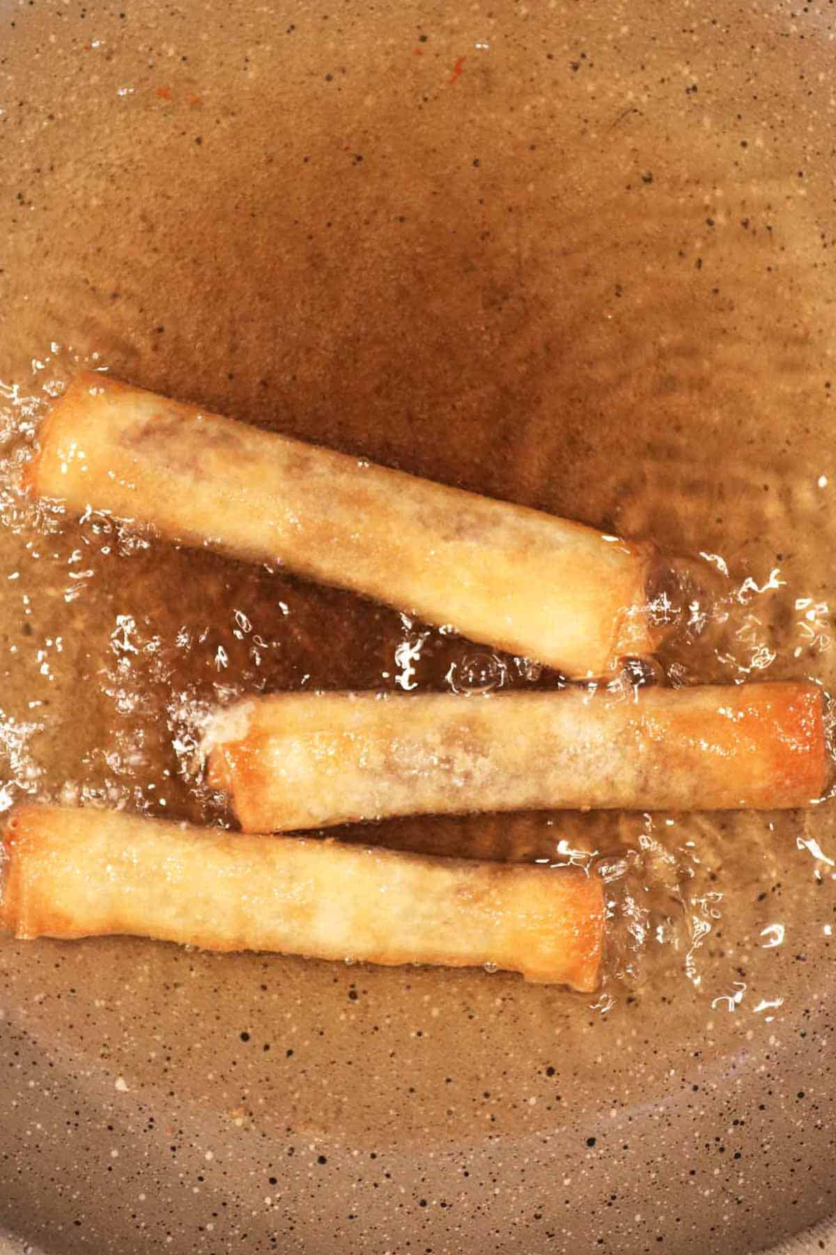 Fried Cheese and Za'atar Spring Rolls - The Matbakh