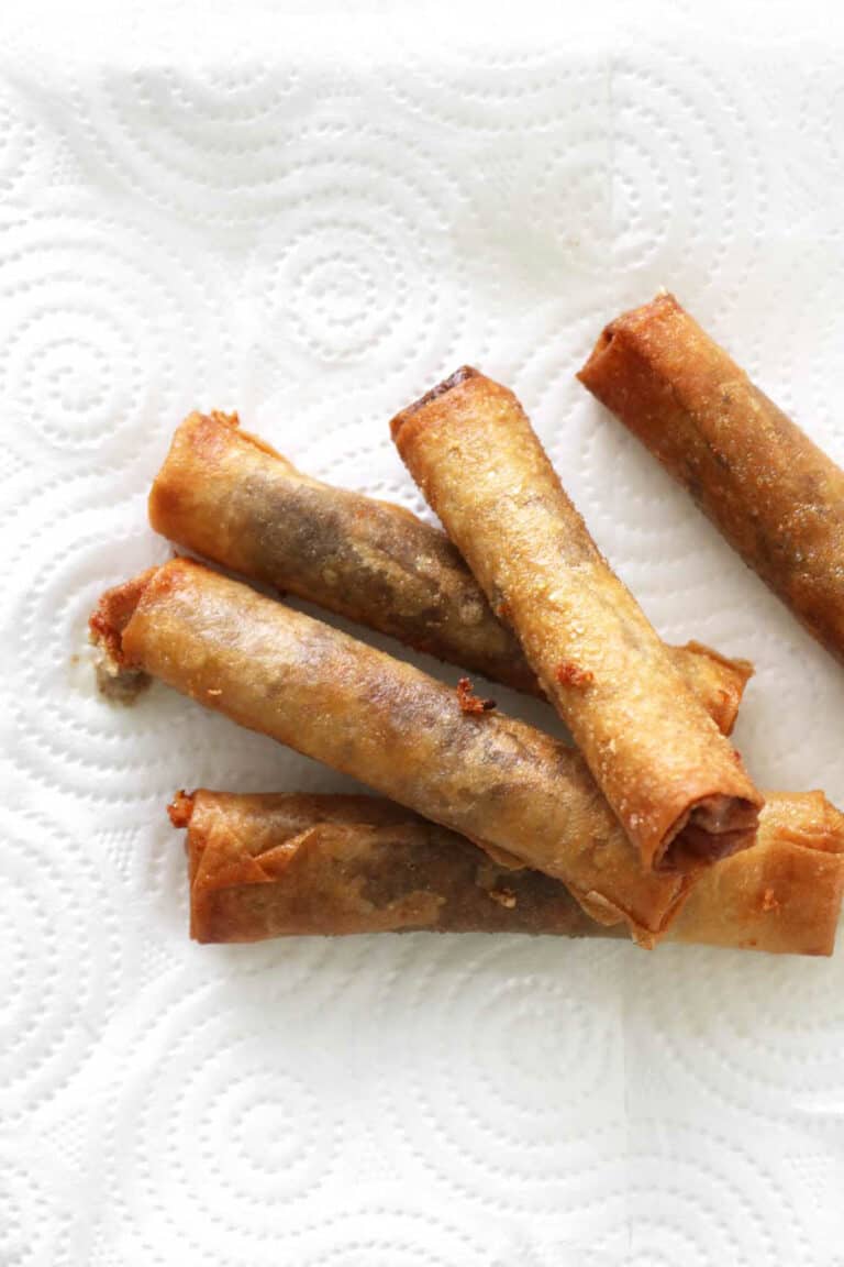 Fried Cheese and Za'atar Spring Rolls - The Matbakh