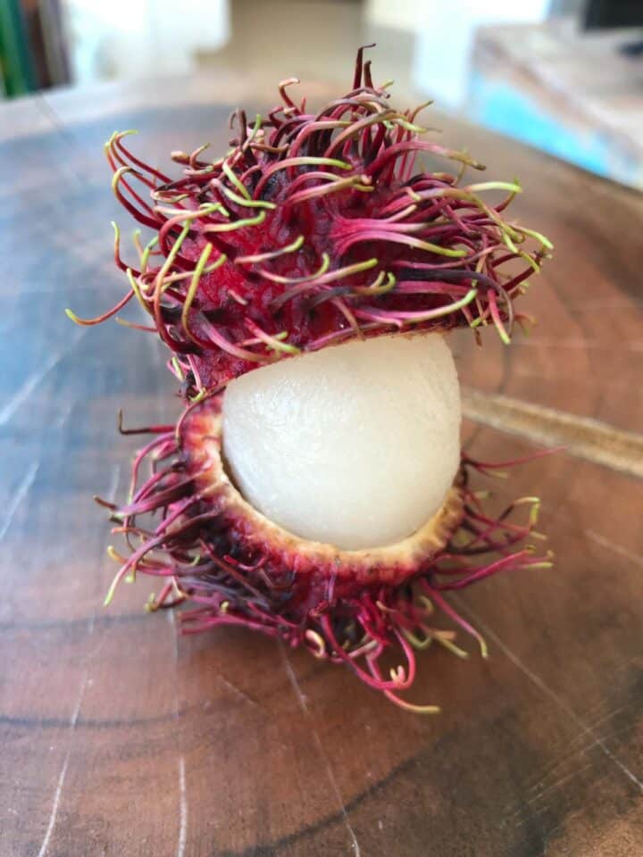 How To Cut and Eat Rambutan Fruit - The Matbakh