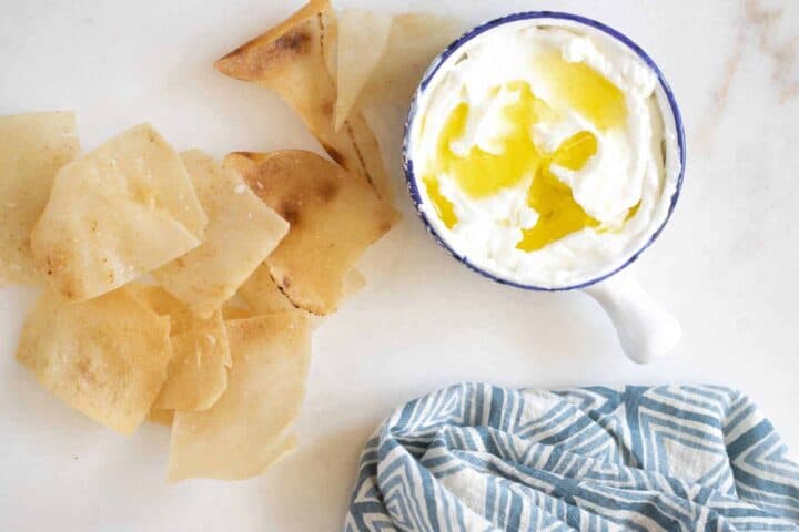 Labneh With Mashed Garlic Paste - The Matbakh