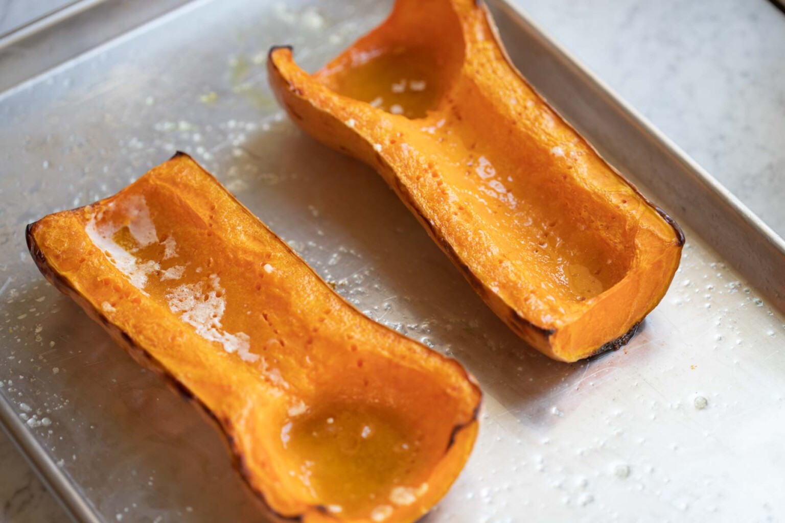 Roasted Butternut Squash Halves - The Matbakh