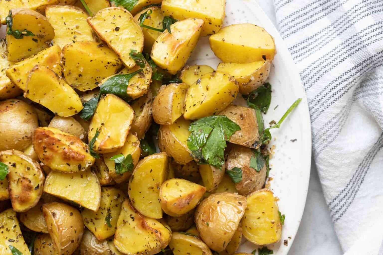Butter Roasted Baby Gold Potatoes - The Matbakh