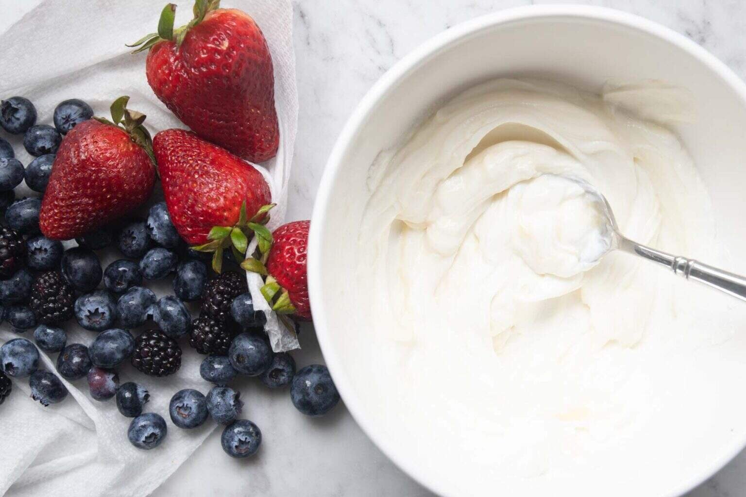 Fresh Mixed Berry Bowl with Honey Greek Yogurt - The Matbakh