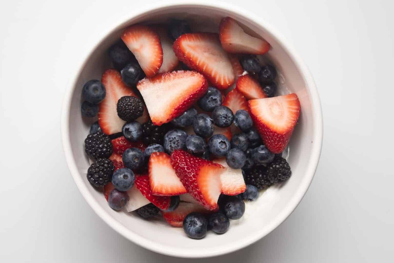 Fresh Mixed Berry Bowl with Honey Greek Yogurt - The Matbakh