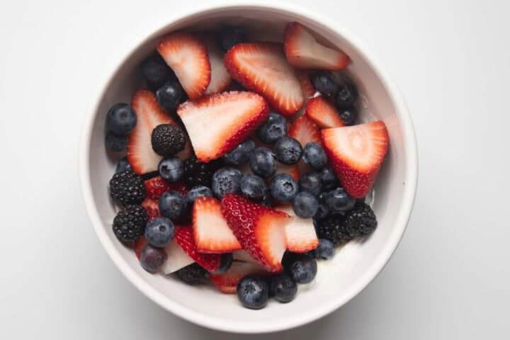 Fresh Mixed Berry Bowl with Honey Greek Yogurt - The Matbakh